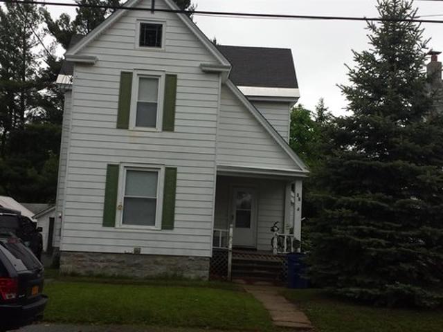 36 Prospect St, Gouverneur, NY 13642
