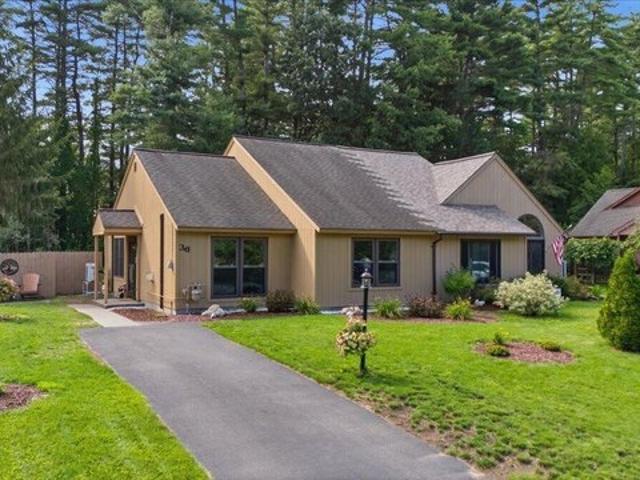 36 Queen Mary Dr, Queensbury, NY 12804