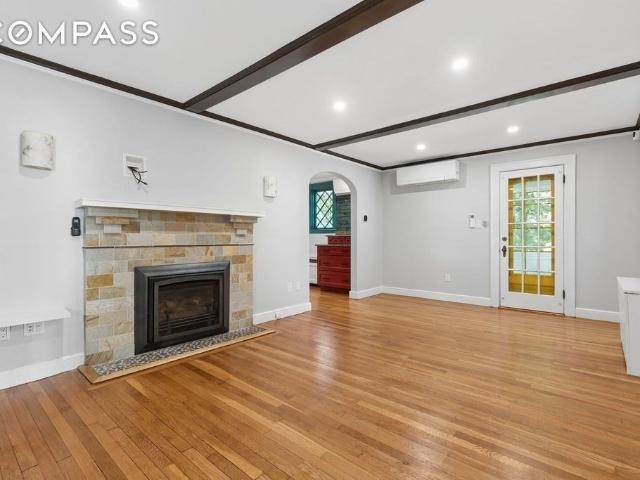36 Risley Rd, Brookline, MA