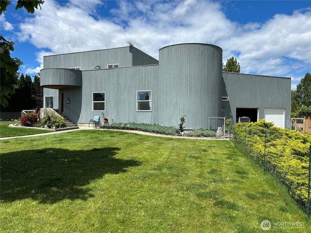 36 River Overlook St, Omak, WA 98841