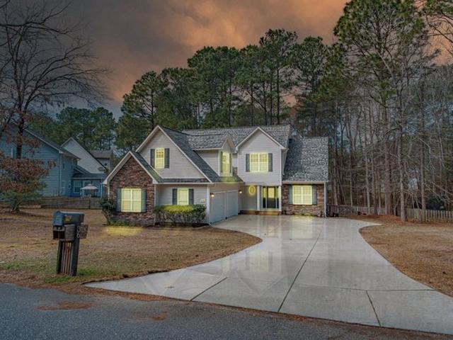 36 Riviera Ln, Sanford, NC 27332