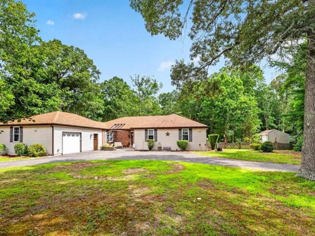 36 Robin Dr, South Dennis, NJ 08210