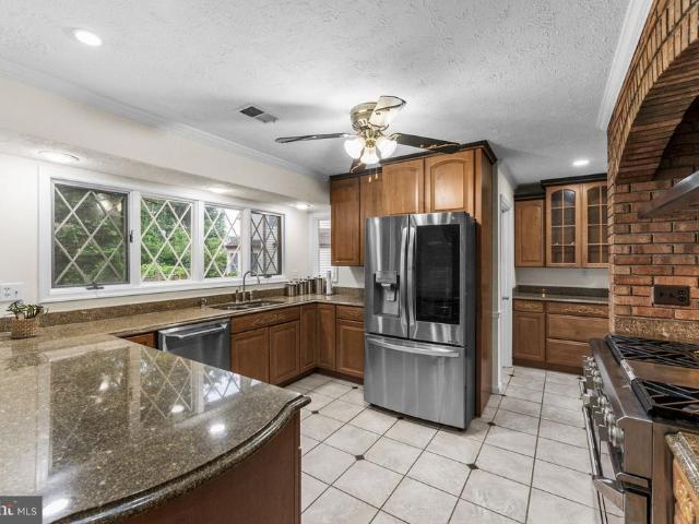 36 Rutherford Circle
