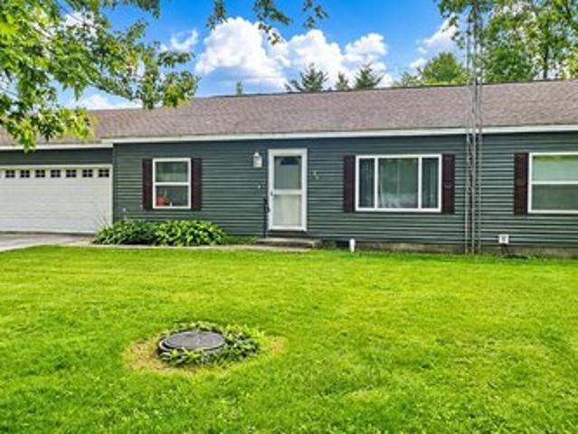 36 S Delmar Ct, Hebron, IN 46341