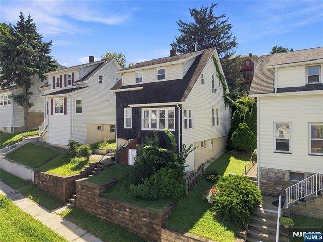 36 Sampson St, Garfield, NJ 07026