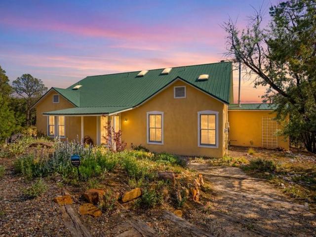 36 San Sebastian Rd, Santa Fe, NM 87505