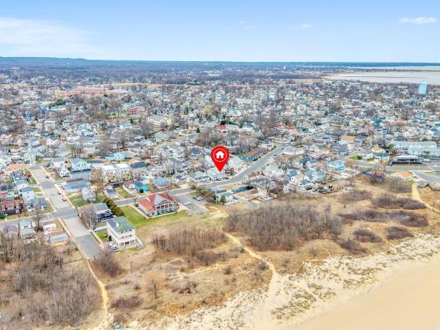 36 Shore Boulevard