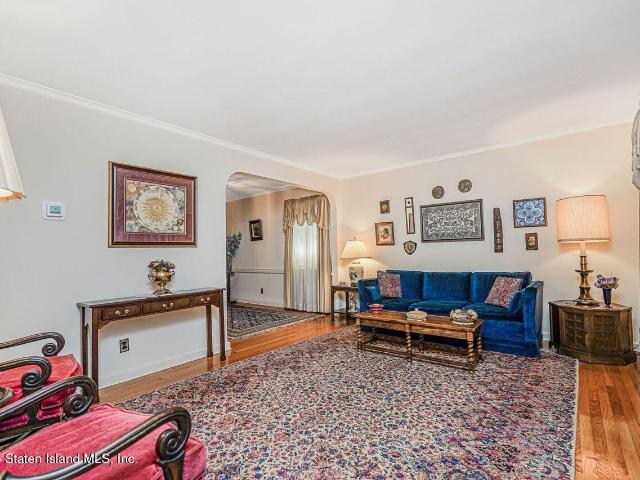 36 Shaw Place | Compass