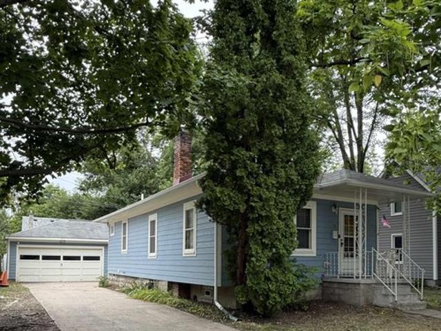36 Smith St, Mount Clemens, MI 48043