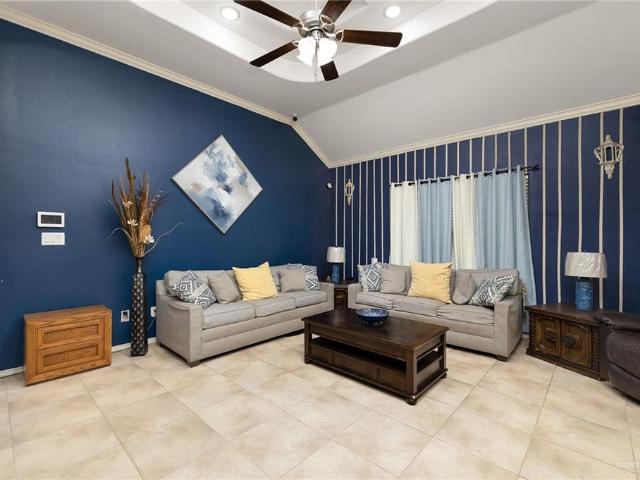 3704 Oriole Drive