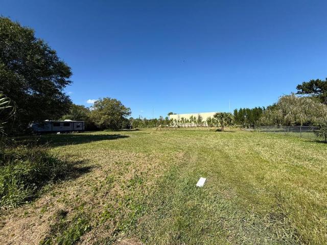 3704 Arnold Rd, Fort Pierce, FL 34981 | MLS #B26018