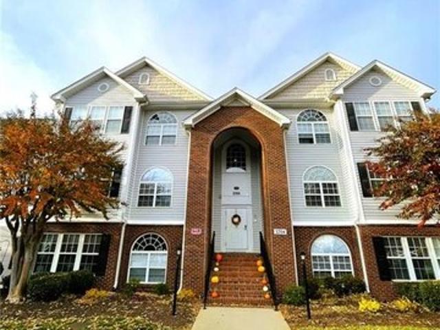 3704 Cotswold Ter Unit 2B, Greensboro, NC 27410