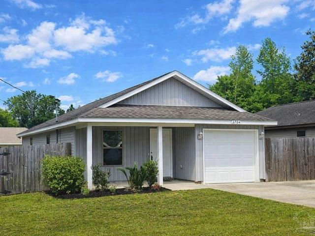 3704 Diamond St, Pace, FL 32571