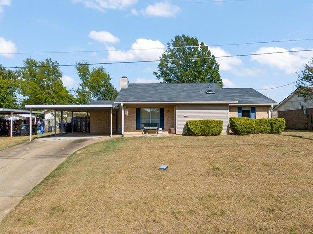 3704 Dowell Dr, Longview, TX 75604