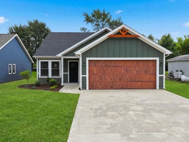 3704 Grayston Ave, Fort Wayne, IN 46806
