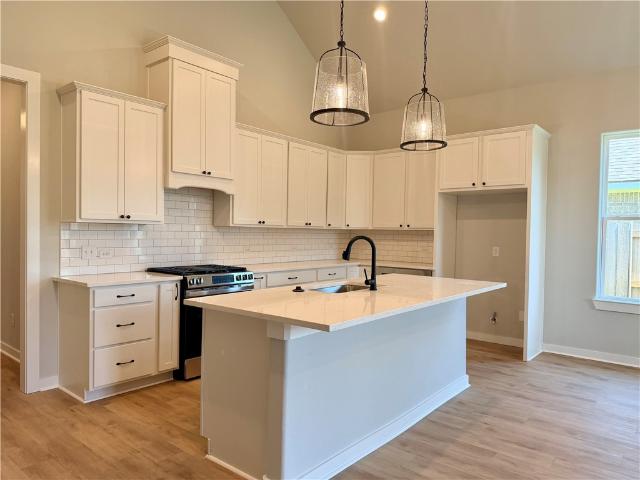 3704 Panola Park