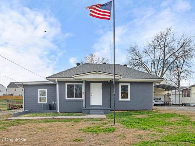 3704 Susan Ln, Louisville, KY 40229