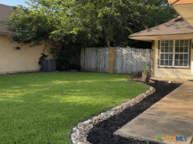 3704 Trotwood Trail