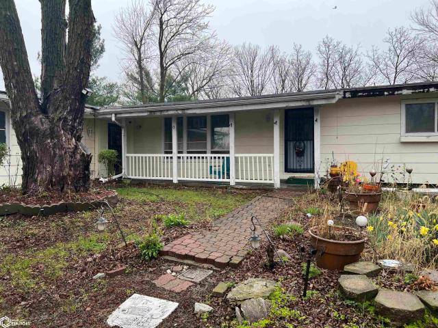 3704 Whispering Lane