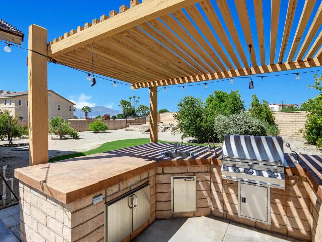 37052 Southham Ct, Indio, CA 92203 | Compass