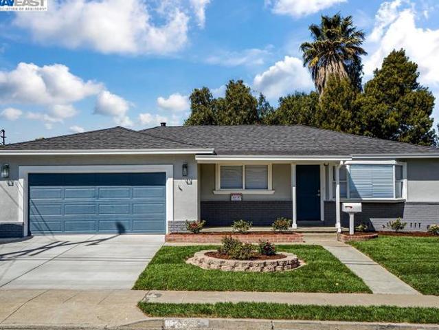 37056 St Christopher St, Newark, CA 94560