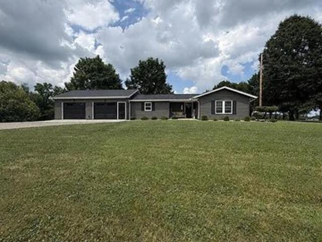 3705 Clay Pike, Zanesville, OH 43701