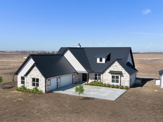 3705 County Road 211 Rd