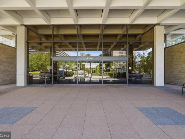 3705 S George Mason Drive # 1203S