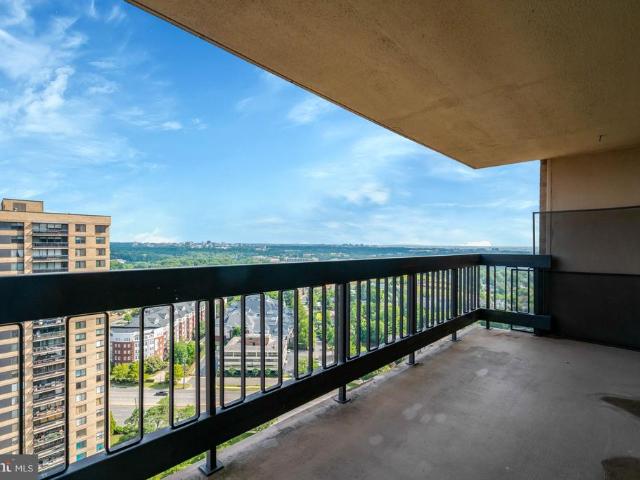 3705 S George Mason Drive # 2504S