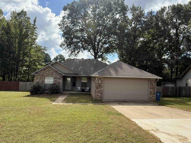 3705 Winterlake Dr, Benton, AR 72015