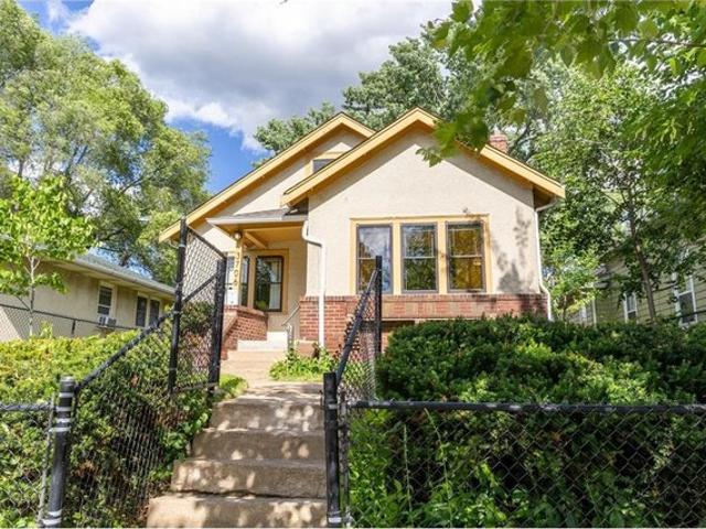 3706 Dupont Ave N, Minneapolis, MN 55412