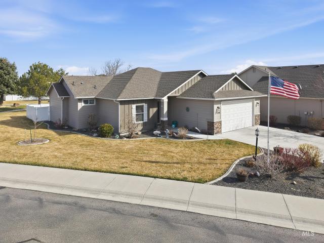 3706 S Greenbrier