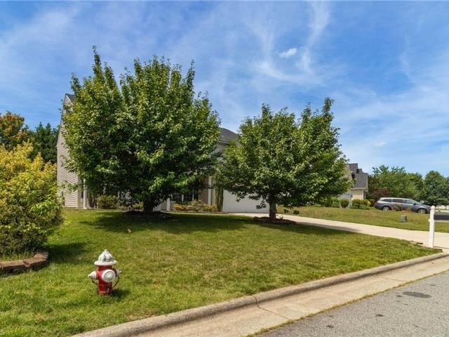 3706 Single Leaf Circle