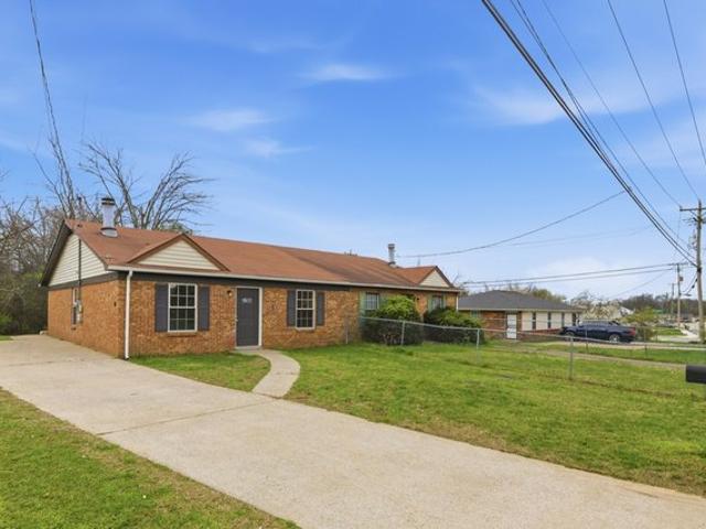 3706 Village Trl, Nashville, TN 37207