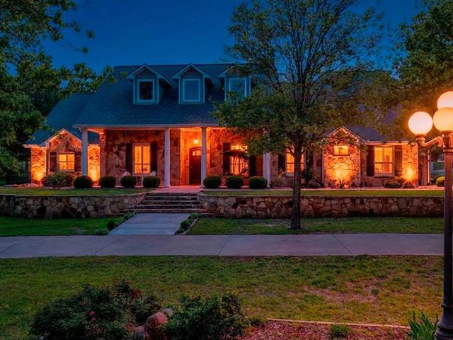 3707 DeCordova Ranch Rd, Granbury, TX 76049 | MLS #21214 | Compass