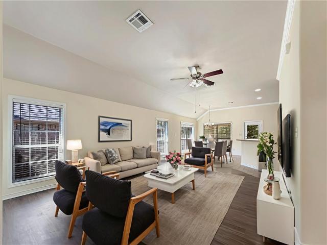 3707 Dove Crossing Lane