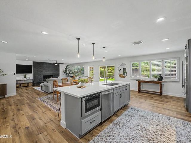 3707 E Desert Cove Ave, Phoenix, AZ 85028