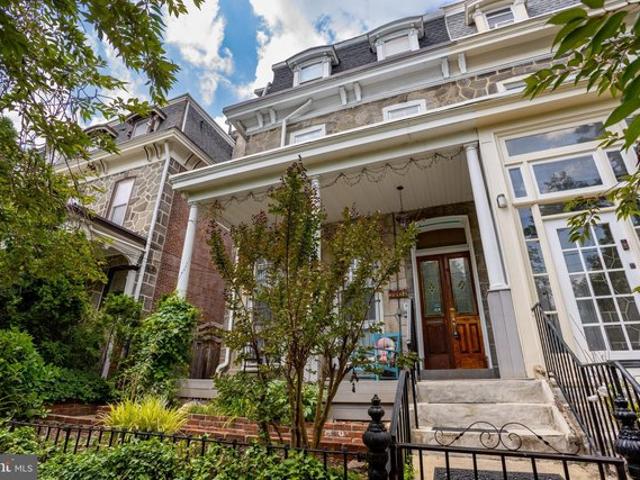 3707 Hamilton St, Philadelphia, PA 19104