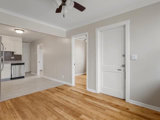 3707 W Mclean Avenue