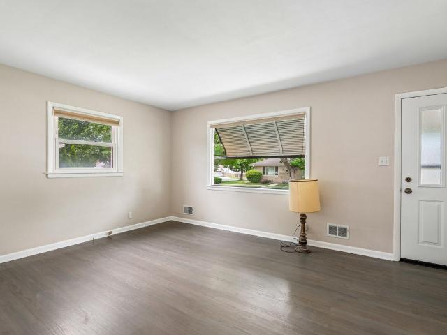 3708 N 97th Pl