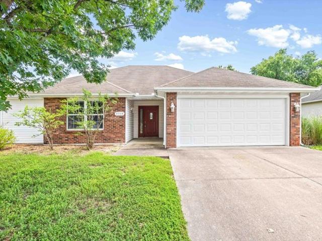 3708 Panther Dr, Columbia, MO 65202