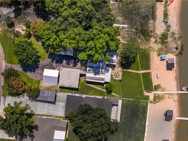 3708 River Oaks Dr