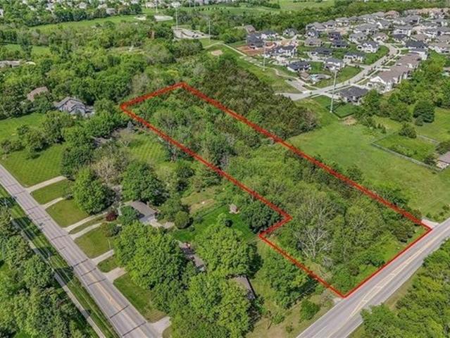 3708 W 151st St, Leawood, KS 66224
