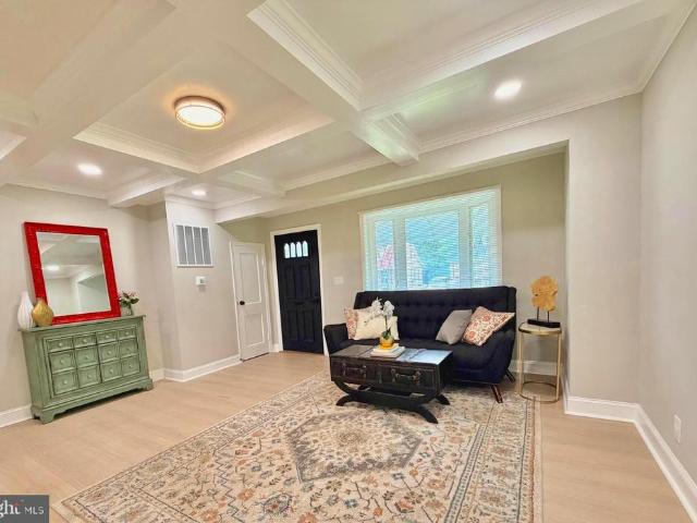 3708 W Cold Spring Lane