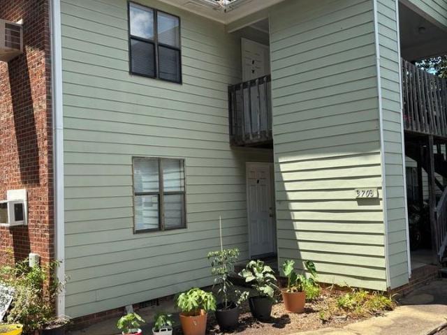 3708Lex 2 Bedroom Apartment for Rent at 3708 Lexington Dr, Raleigh, NC 27606 Southwest Raleigh