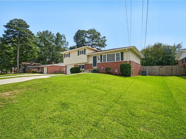 3709 Marilyn LN