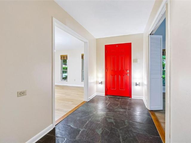 3709 Metairie Court