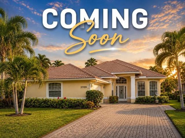 3709 NW Royal Oak Dr, Jensen Beach, FL 34957