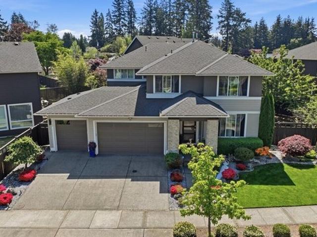 3709 NE 24th St, Renton, WA 98056