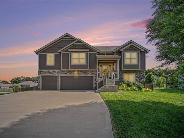 3709 NE 80th Street